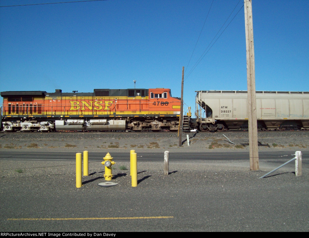 BNSF 4788
